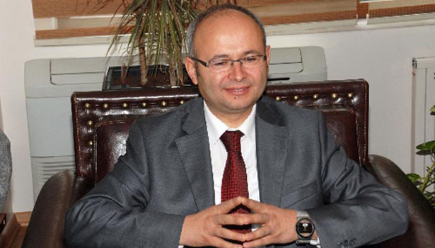 PROF. DR CANDAN SÖZÜNÜ TUTTU...